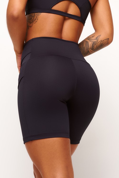 Bermuda Tech-Run Preta com bolso Pace your Race